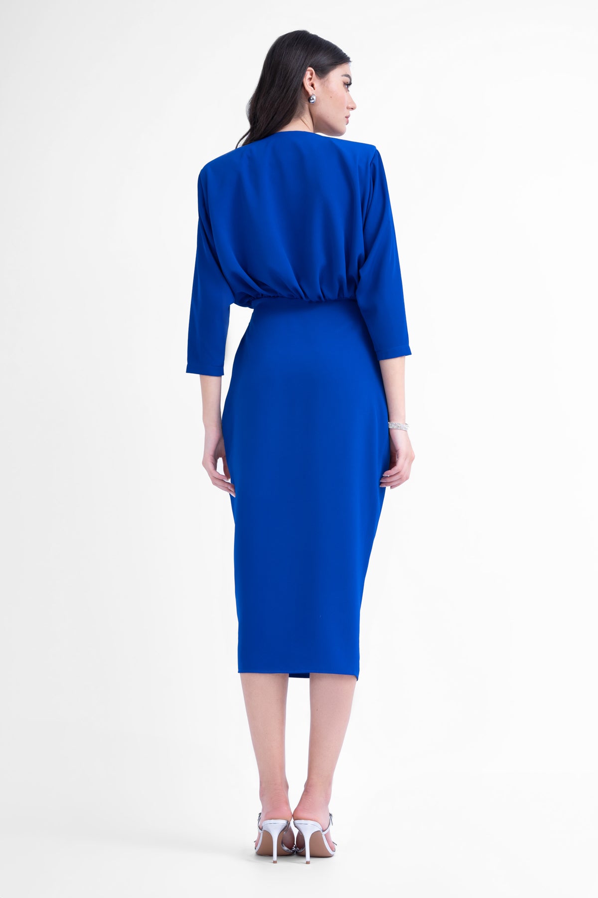 Electric blue midi dress with draping detailing and waist belt – Bluzat